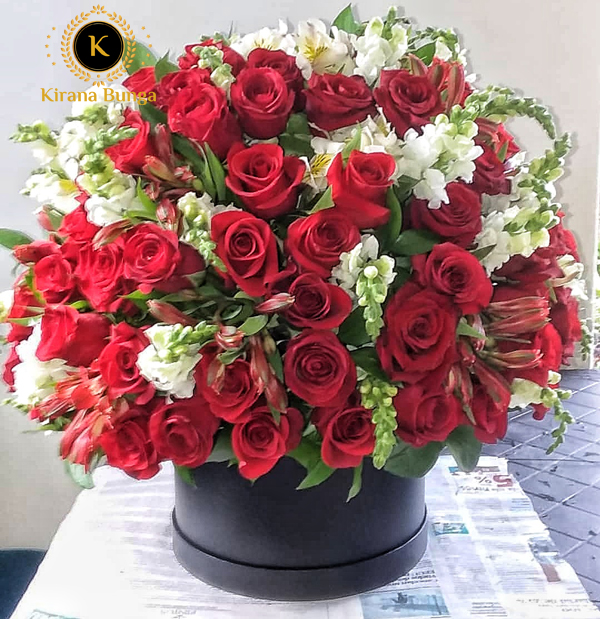 Bunga Box Mawar Merah | Toko Bunga – Toko Parcel Jakarta